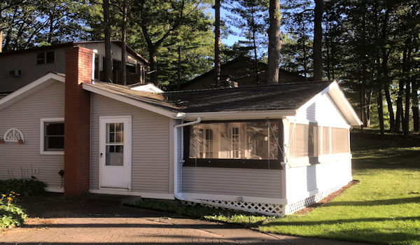 Clear lake Resort, Michigan Lodging, Family Vacation Resort.